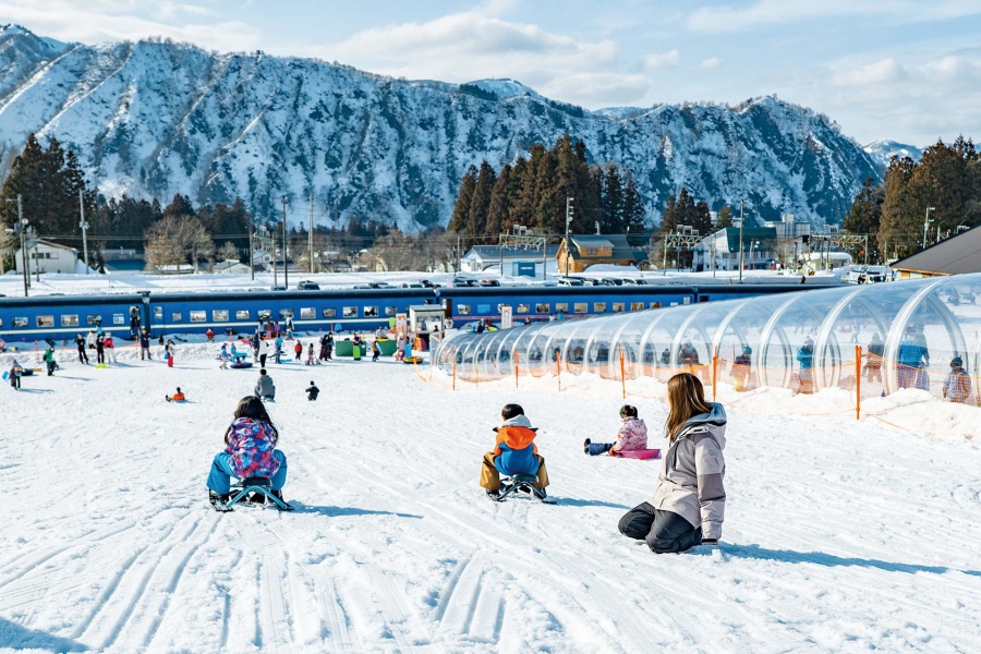 SnowJapan | The independent guide to skiing, snowboarding and ski ...