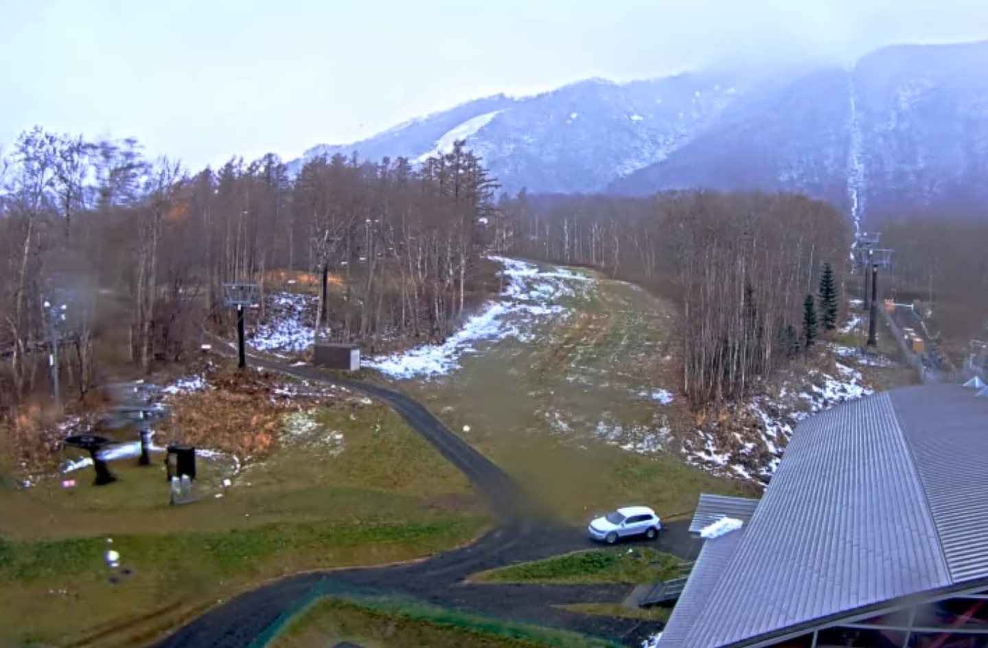 SnowJapan | The independent guide to skiing, snowboarding and ski ...