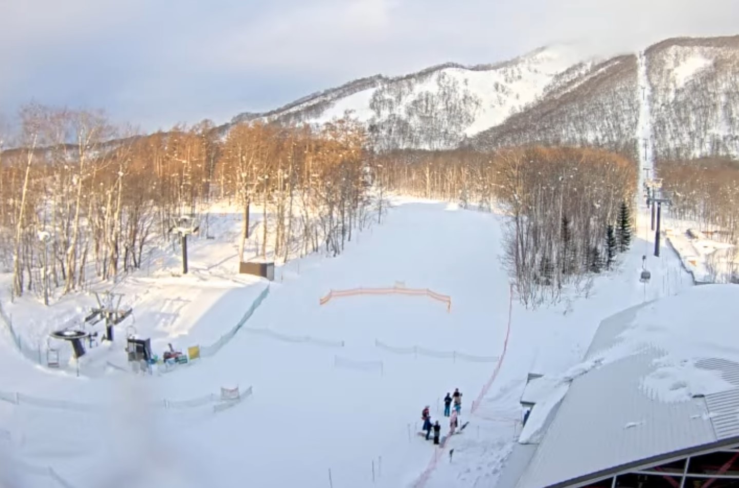 SnowJapan | The independent guide to skiing, snowboarding and ski ...