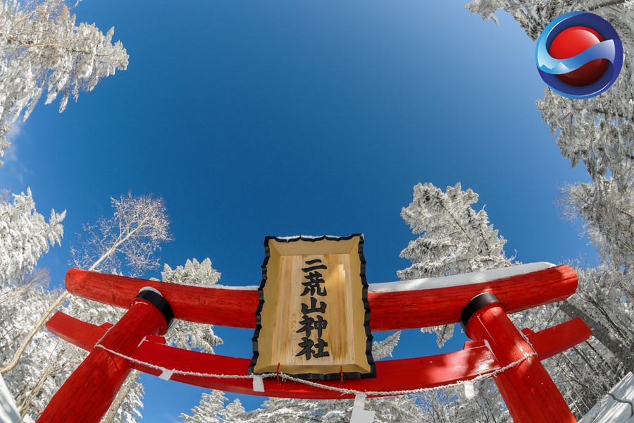SnowJapan | The independent guide to skiing, snowboarding and ski ...