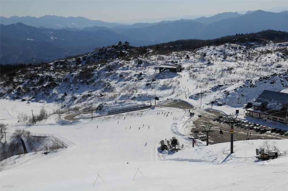 SnowJapan | The independent guide to skiing, snowboarding and ski ...